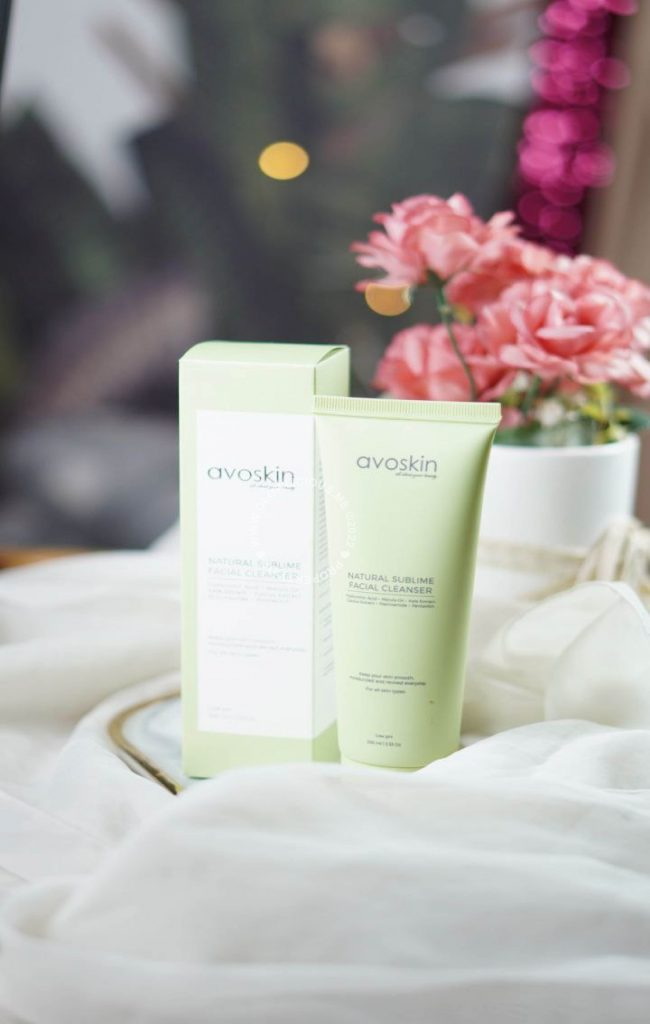 Avoskin Natural Sublime Facial Cleanser | Review & Tested | Glowlicious.Me